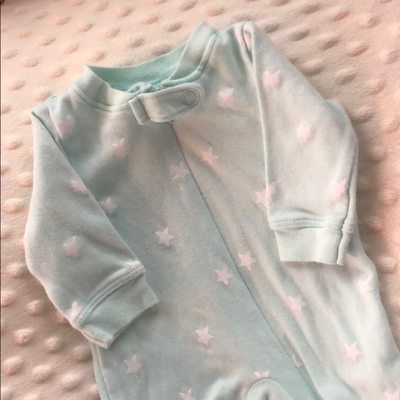 Amazon Essentials | One Pieces | Mint With White Stars Footed Onesie ...